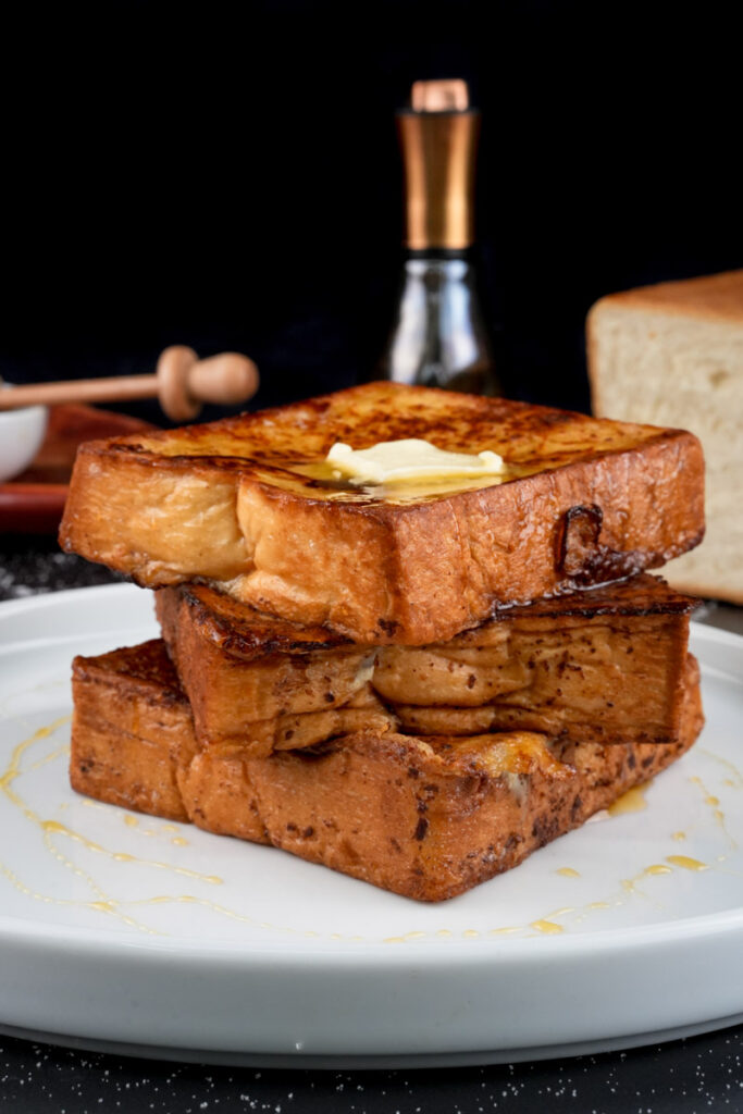 Classic French Toast with Honey & Cinnamon - Recipesh